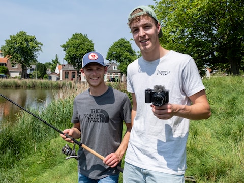 Hengel mee en op de fiets en naar het water: hoe vissen onder jongeren ...