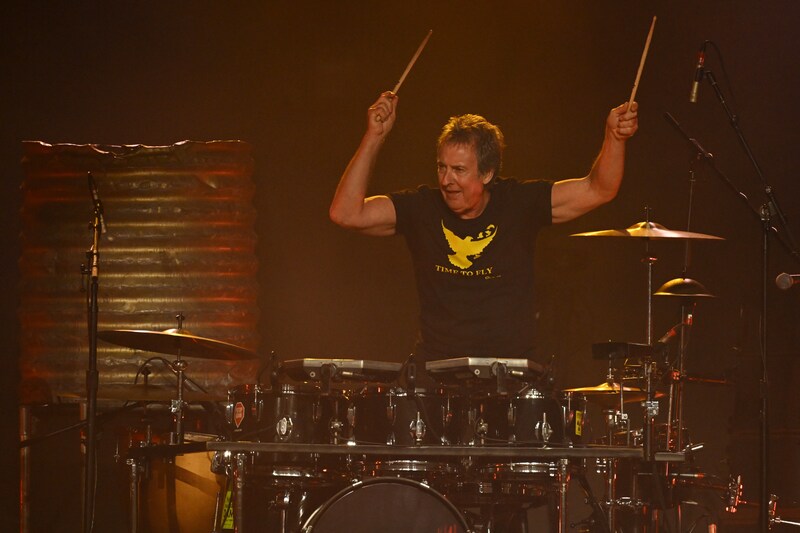 Rob Hirst, drummer en medeoprichter Midnight Oil, overleden | Show | PZC.nl