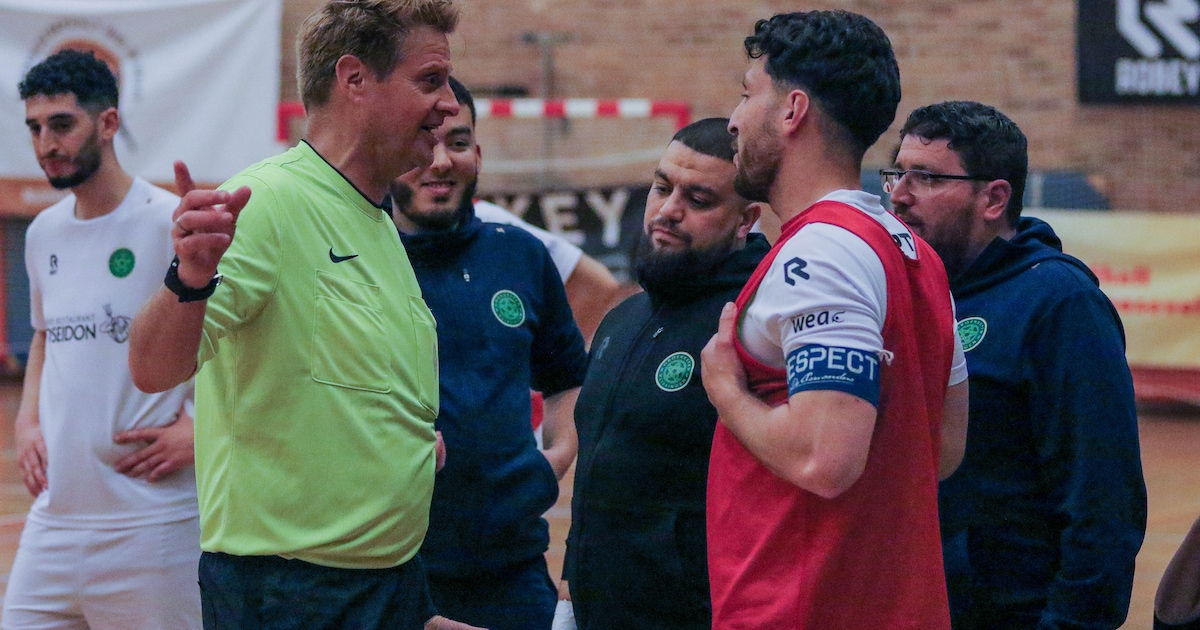 Zelden vertoond in eredivisie zaalvoetbal: arbiter bij Groene Ster ...