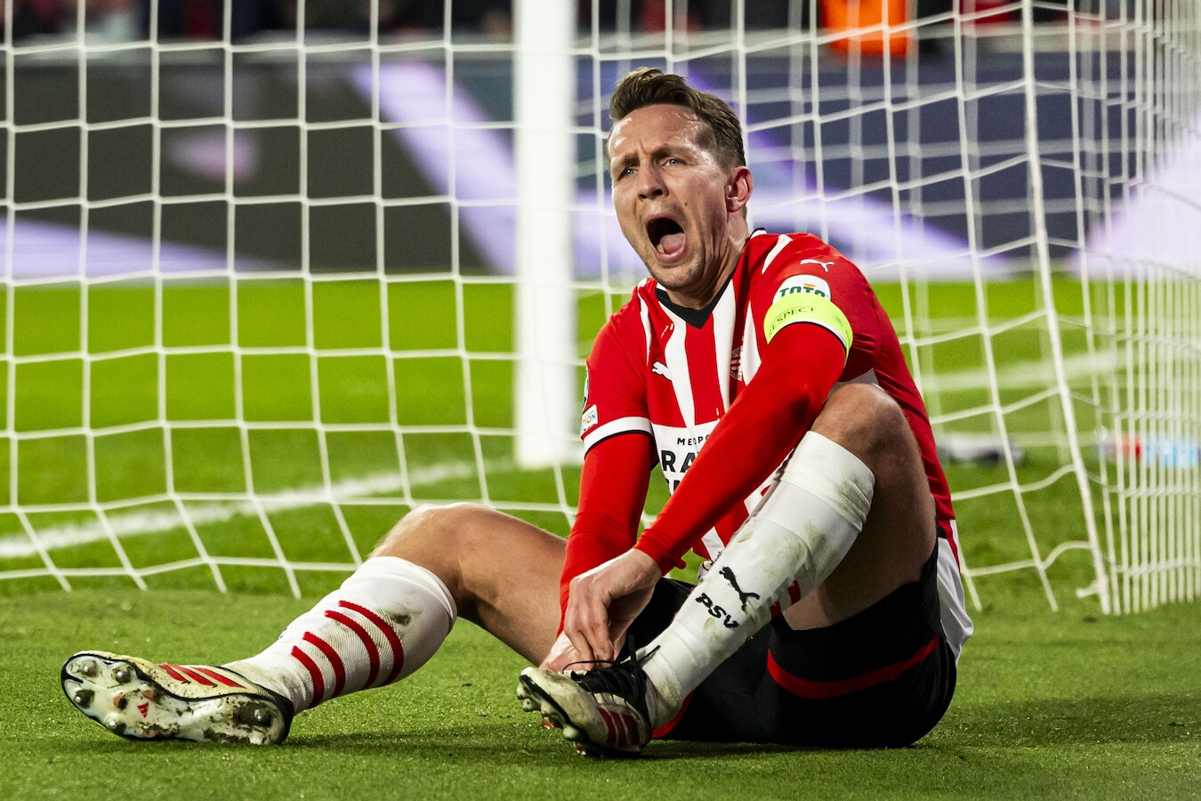 PSV-captain Luuk de Jong na afgang tegen Arsenal: ‘Het was heel erg slecht van onze kant’ | Foto ...
