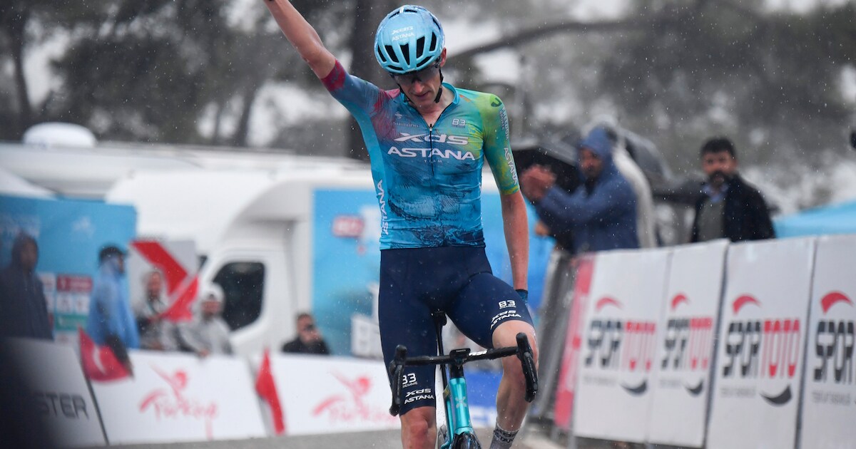 Wout Poels (37) neemt leiderstrui Ronde van Turkije over van landgenoot na solo bergop ...