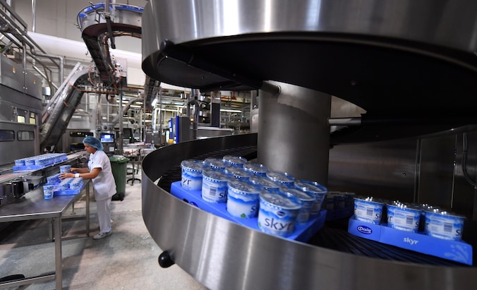 ‘Superkwark’ skyr vliegt winkels uit, maar is het eigenlijk wel beter ...