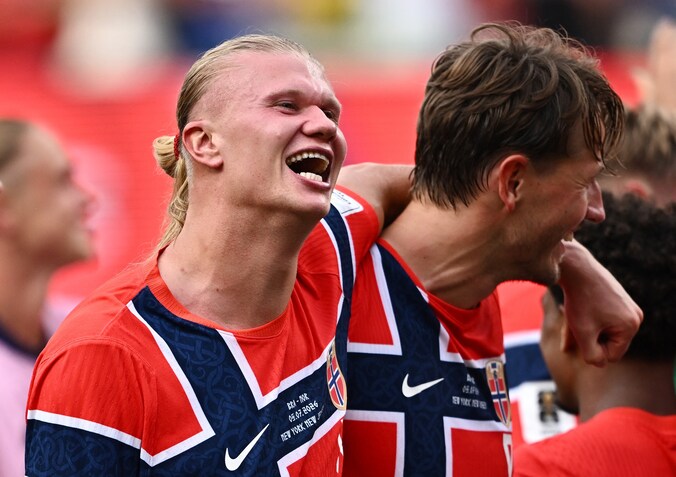Noors vriendenteam trekt scorend, lachend en roeiend door de Verenigde ...