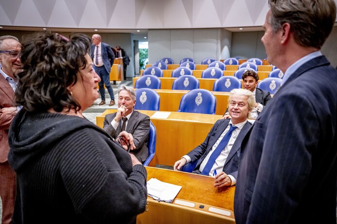 Praat mee: politici in Den Haag zijn nog een week met reces, is dat goed voor het land ...