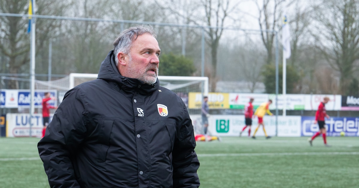 Waarom trainer Alexander van Keulen na bijna 30 jaar afstand van het voetbal neemt (in ieder ...