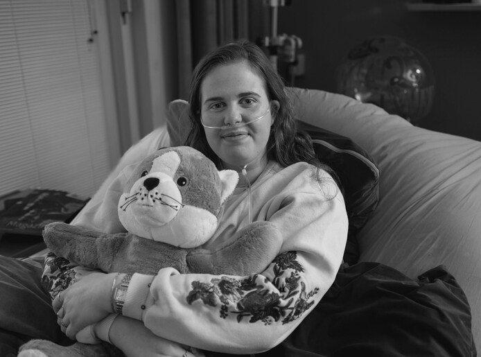 Esmee (24), die euthanasie wilde en niet kreeg, is overleden: ‘Ze heeft ...