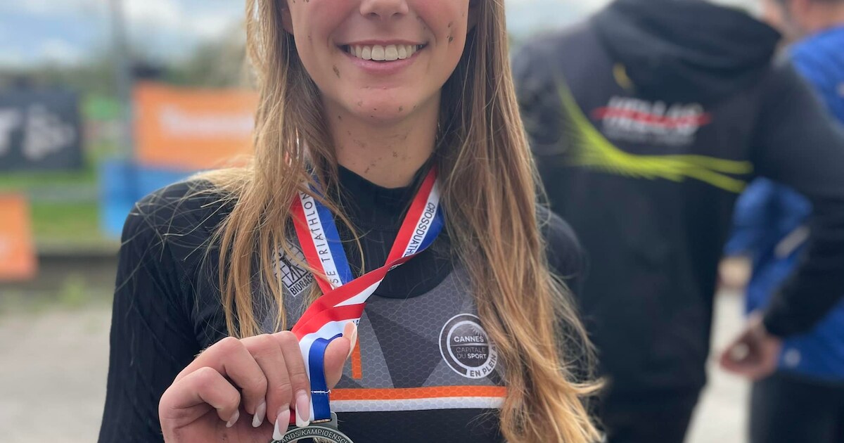 Frans Zeeuwse duatlete Florence Koole pakt zilver op NK junioren (terwijl ze nog geen junior is ...