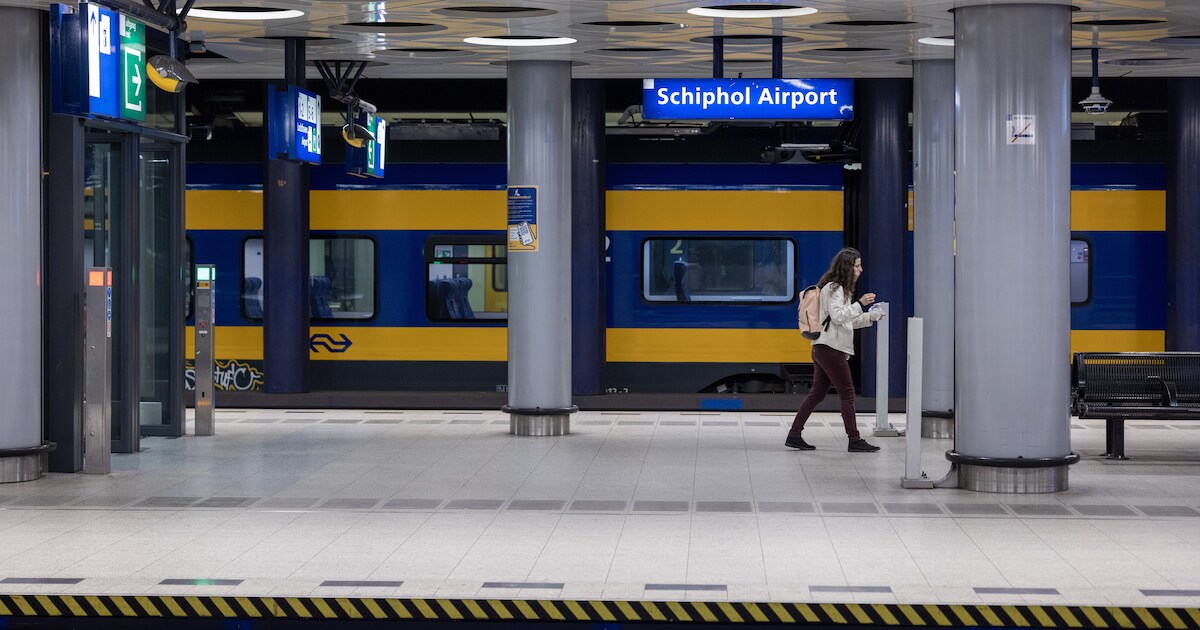 Storing verholpen: treinen van en naar Schiphol rijden weer ...