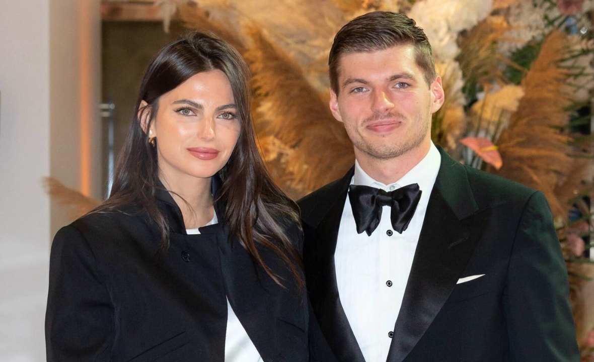 Kelly Piquet, vriendin van Max Verstappen, deelt eerste foto’s van hun dochter Lily | Foto | pzc.nl