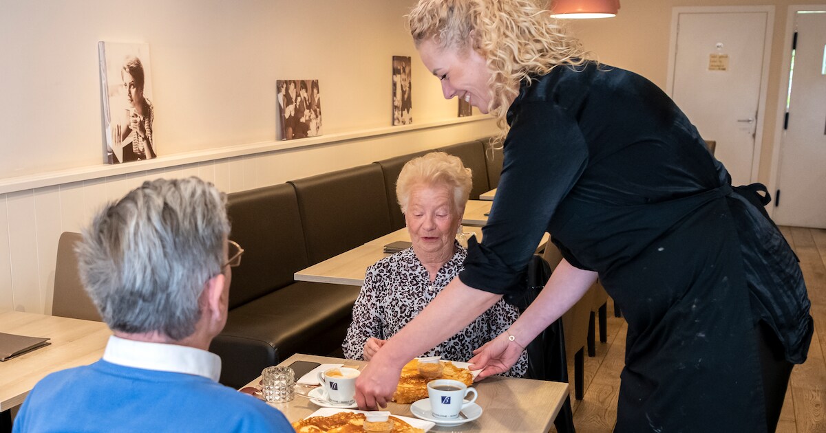 Pauselijke godendrank wordt te duur betaald; Isabelle sluit Koffiesalon ...