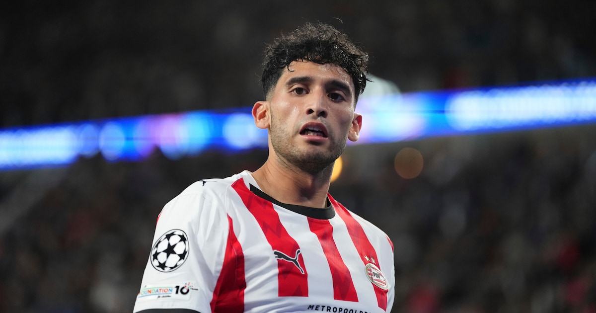 PSV heeft een spitsenprobleem: welke opties zijn er en wat kan de club ...