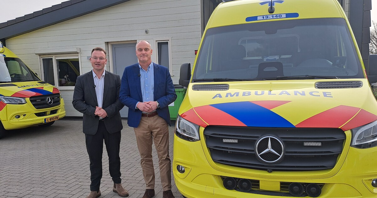 Tholen krijgt een tweede ambulance, maar (nog) niet voor altijd | Regio ...
