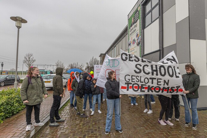 Oprichter Isaac Beeckman Academie Kapelle eist 1200 euro voor elke overgeplaatste leerling ...