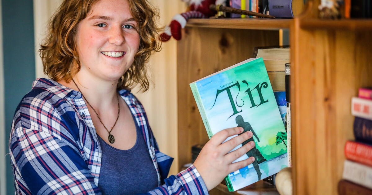 Jade (23) schrijft haar eerste fantasyboek: “Hier droom ik al jaren van ...