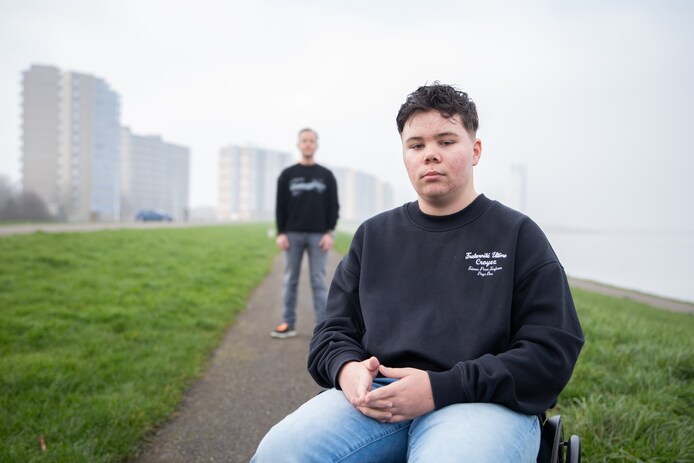 Devano Boonman (18) overleden: hij streed niet alleen zijn eigen strijd ...