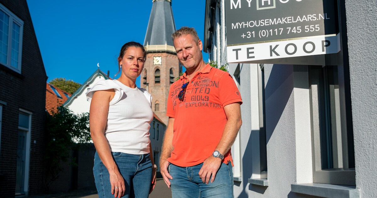 Nu ze er nauwelijks mee kunnen verdienen, verkopen Stefan en Daisy hun vakantiewoning in Groede ...