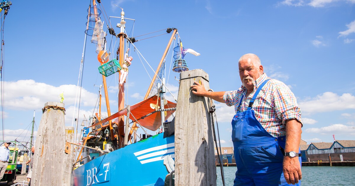 Cor Fondse verlaat Breskens met zijn Lucky Lobster: ‘Ik dacht: wat doe ...