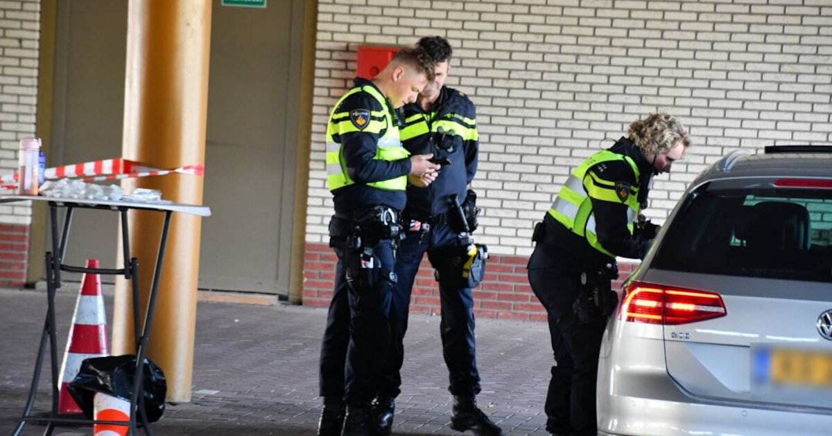 Twee aanhoudingen tijdens grote verkeerscontrole van politie en Belastingdienst in Goes | Goes ...