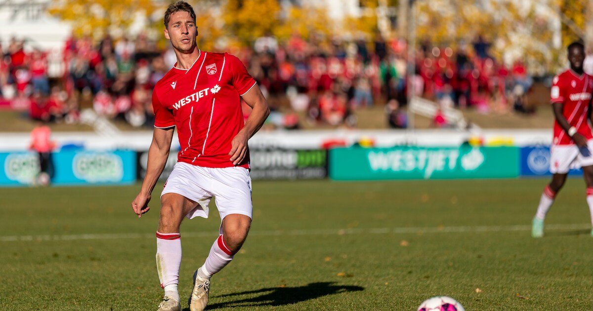 Onvergetelijke rentree Daan Klomp bij Cavalry FC, verdediger maakt winnende in ...
